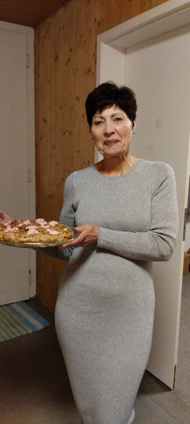 Elena, 66, Нойштадт-на-Рюбенбергее - "RusDate.de"