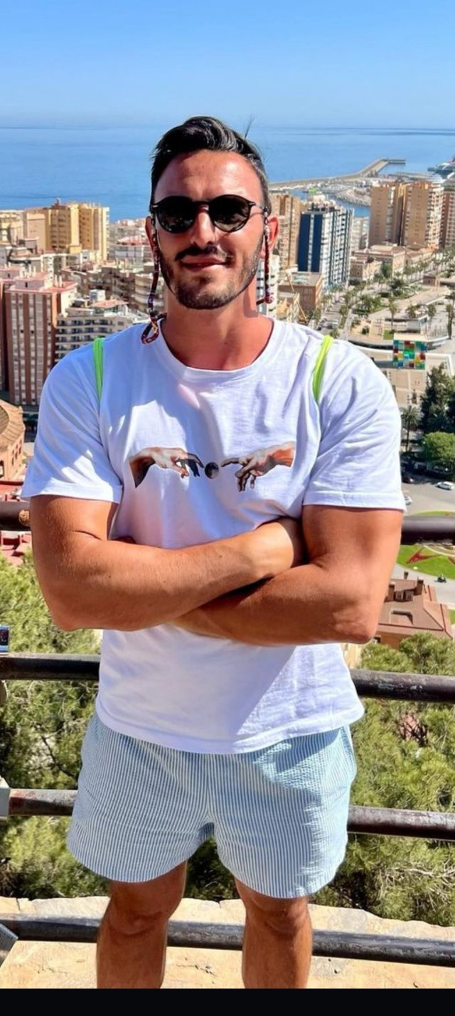 Meow, 36, Fairbanks - "GayFriendly"