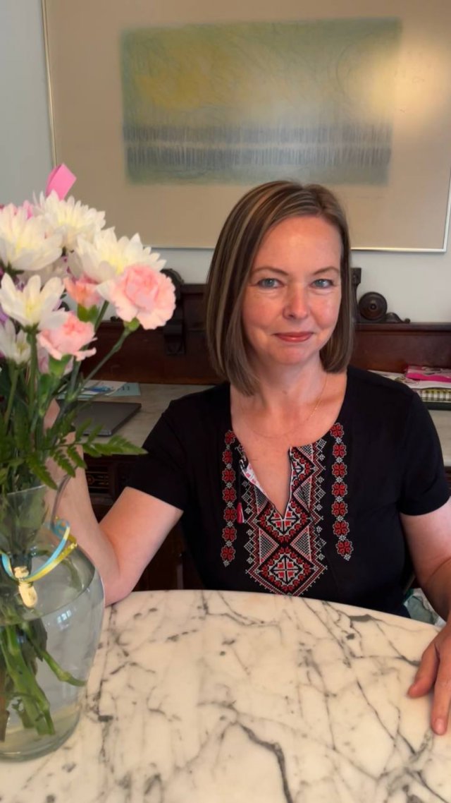 Ирина, 57, Лондон - "RusDate.ca"