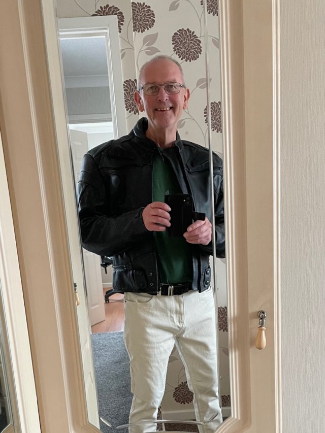 Gordon, 64, Kingston upon Hull - "GayFriendly"