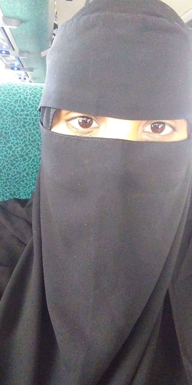 ورد الجوري, 31, الدمام - "Ahlam"