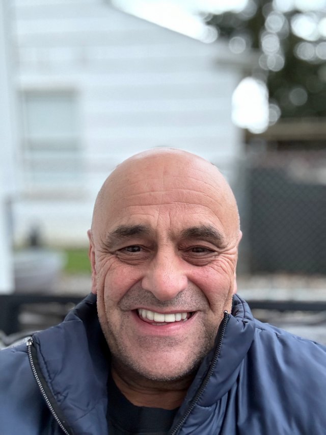 viktor, 56, Ботелл - "РусДэйт"