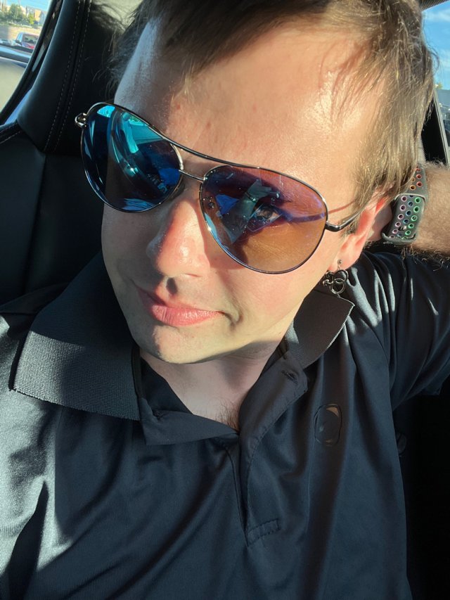 Christian, 32, Fenton - "GayFriendly"