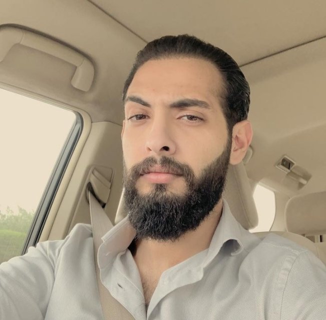 Ibrahim, 49, Angeles - "Ahlam"