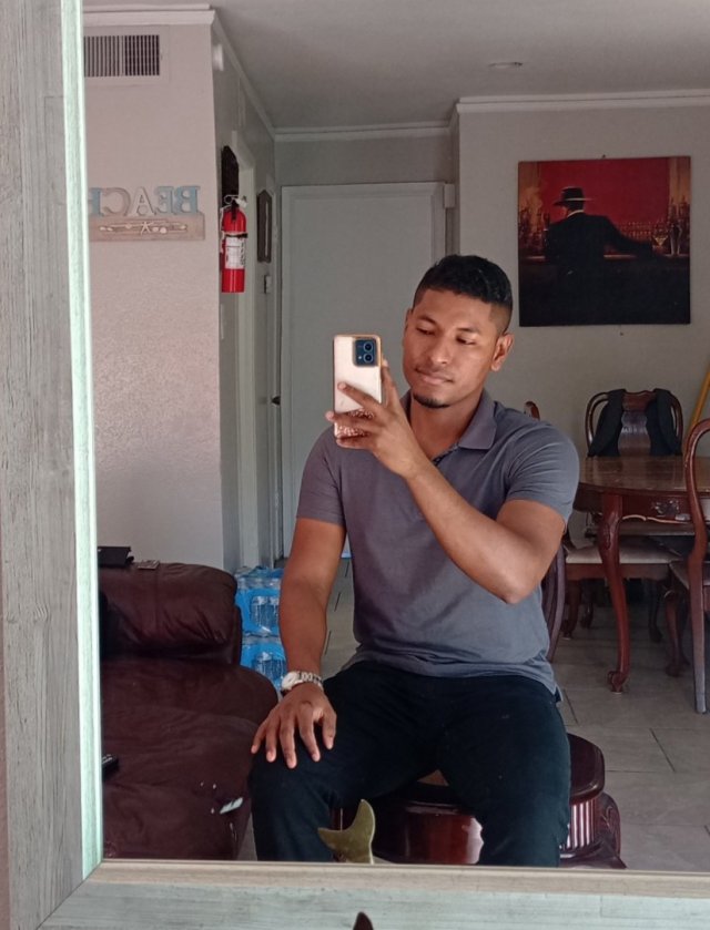 Ricky, 27, Houston - "GayFriendly"