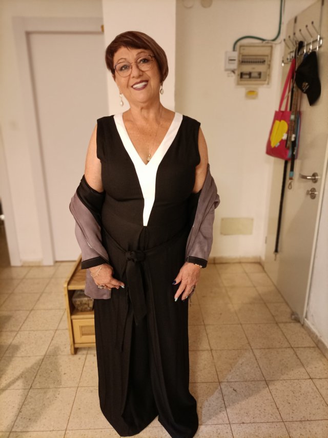 בתיה, 63, תל אביב - "date50plus"