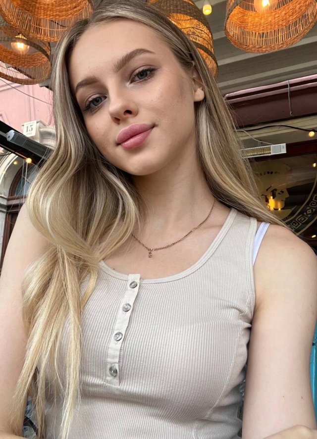 Katy.xx, 19, Лос-Анджелес - "РусДэйт"