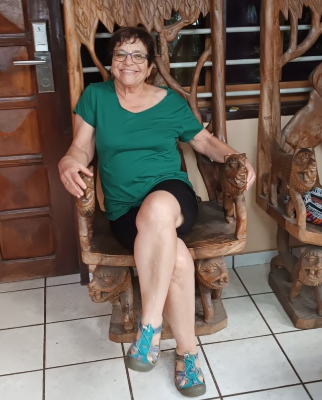 חיה, 73, משגב - "date50plus"