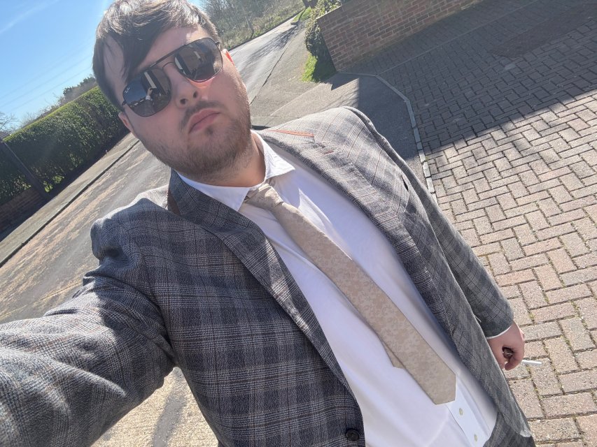 David, 26, Folkestone - "GayFriendly"