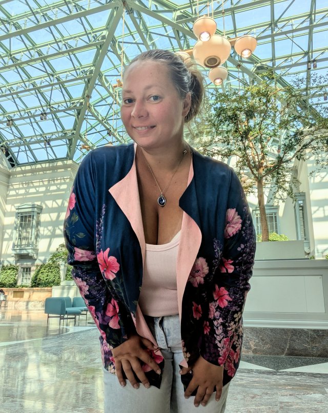Julia, 39, Buffalo Grove - "דייטלאנד"