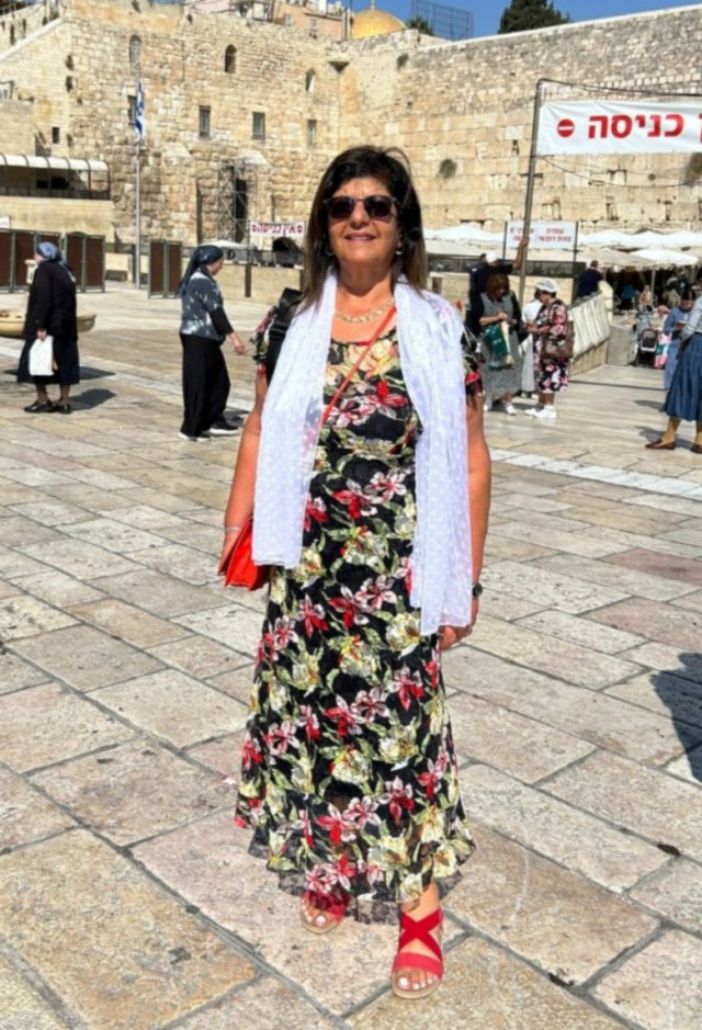 בלה, 69, פתח תקווה - "date50plus"