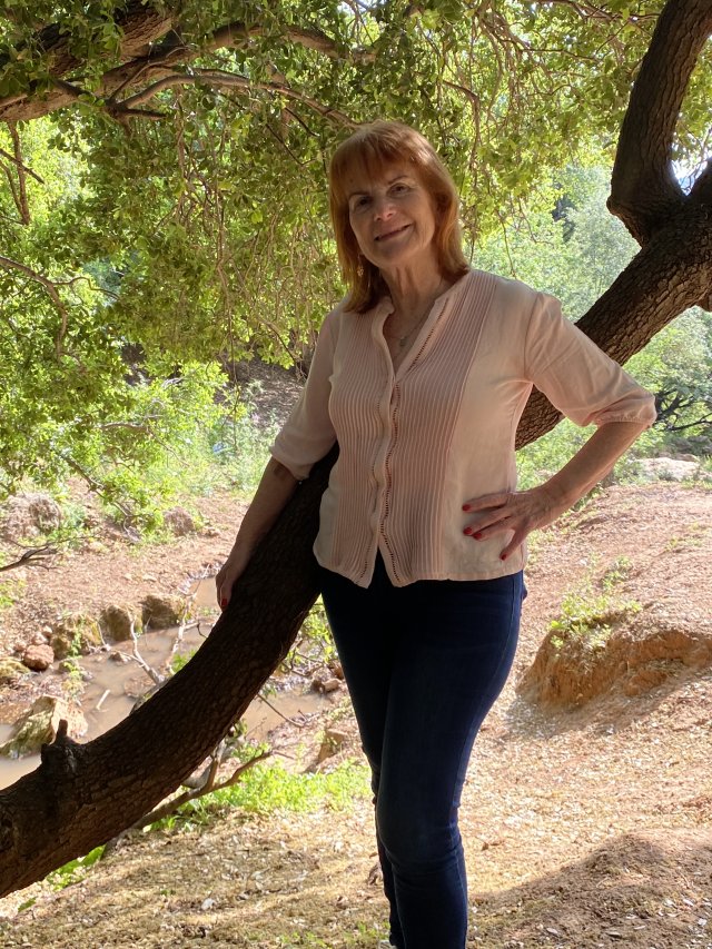 מלכה, 74, ראש פינה - "date50plus"