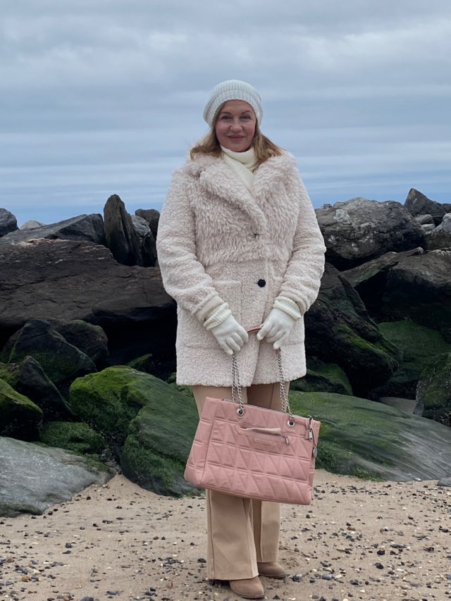 Анна, 56, Бруклин - "RusDate.us"