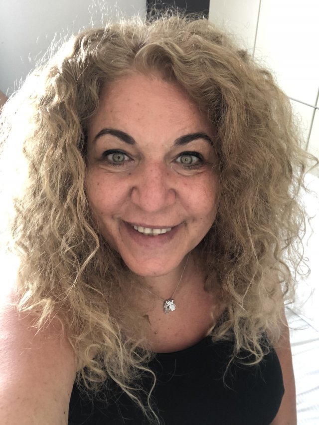 לימור, 58, רמת גן - "date50plus"