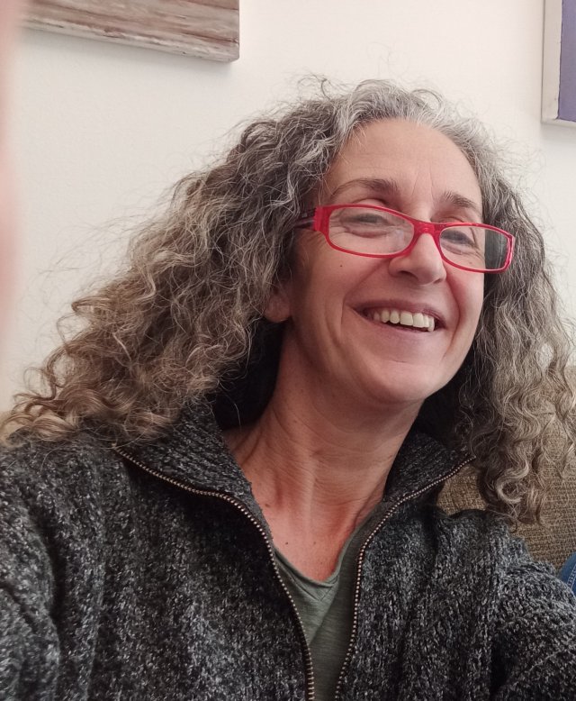 Mickaela, 58, רחובות - "דייטלאנד"