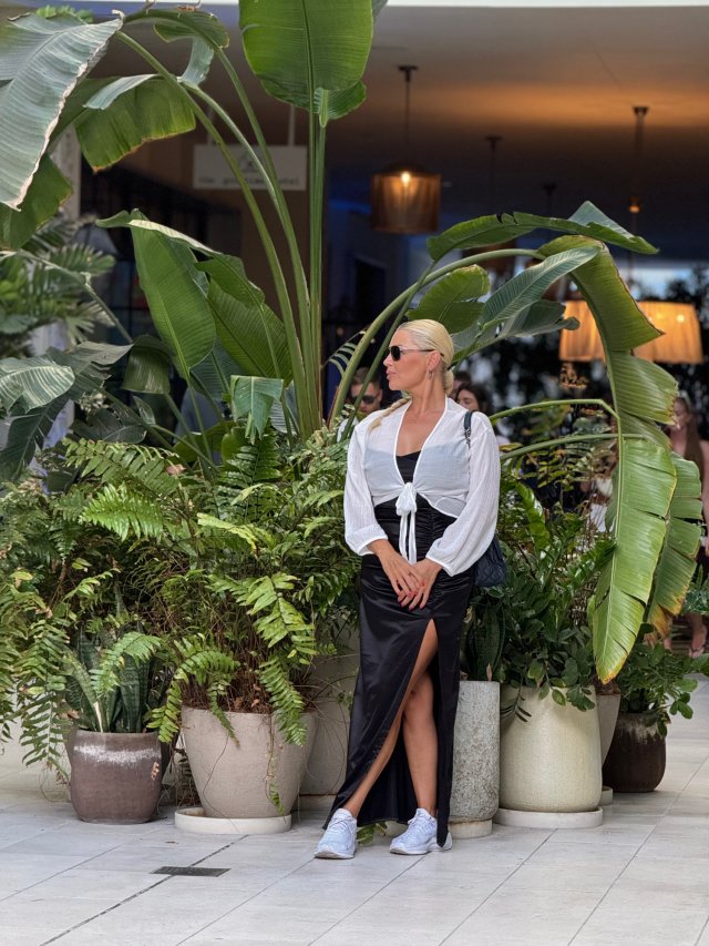 Елена, 54, Санни-Айлс-Бич - "RusDate.us"