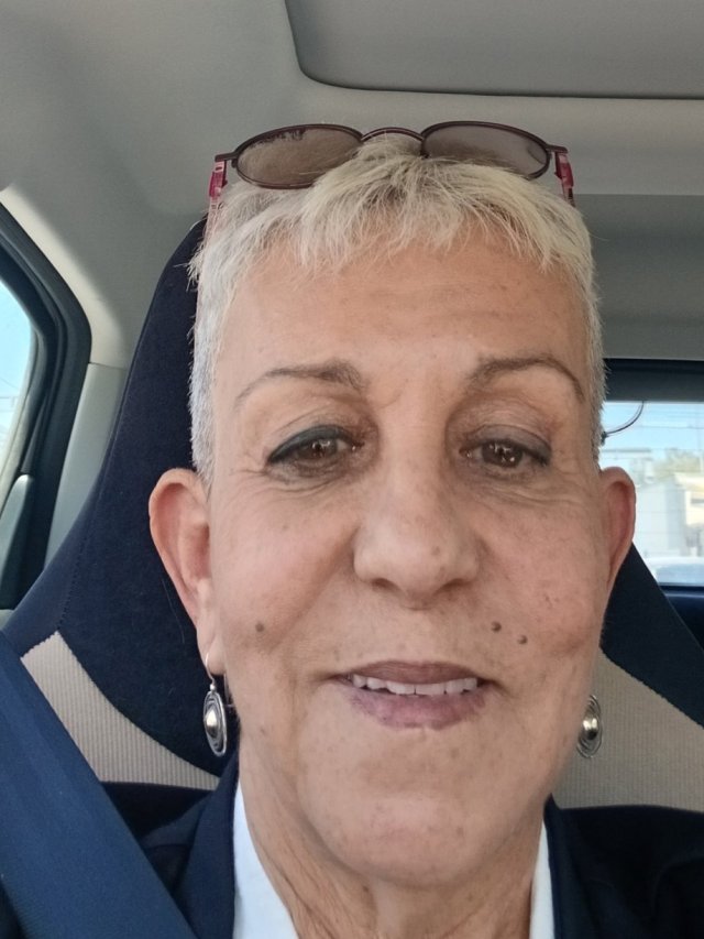 סמדר, 68, ראשון לציון - "date50plus"