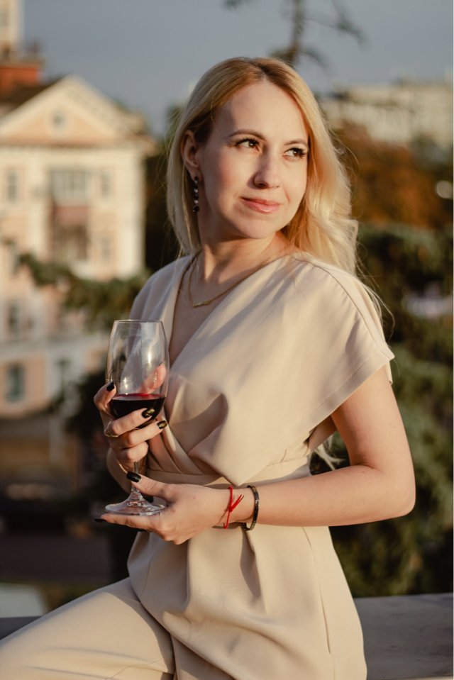 Victory, 38, Полтава - "УкрДэйт"