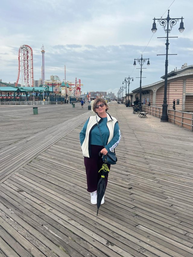Елена, 62, Бруклин - "RusDate.us"
