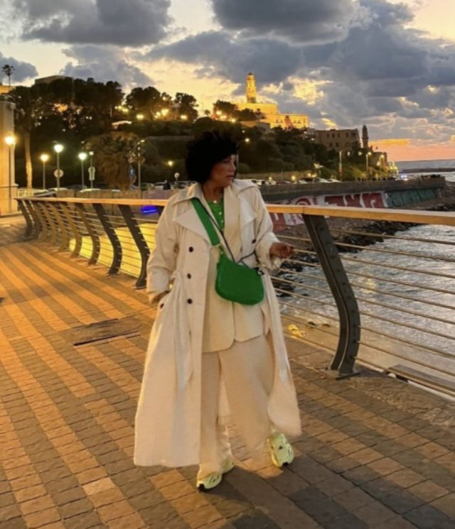 Violetta, 61, Дюссельдорф - "RusDate.de"