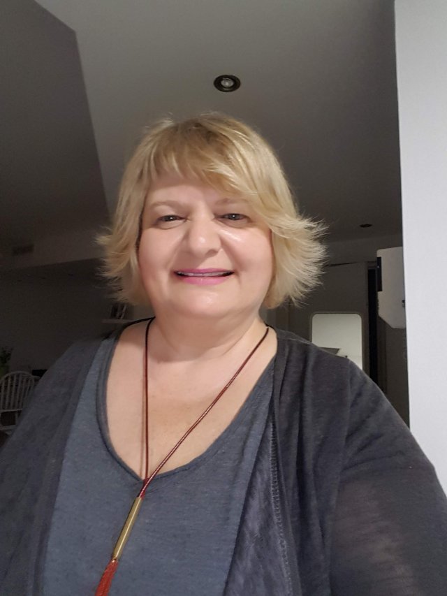 Yonit, 60, כפר סבא - "דייטלאנד"