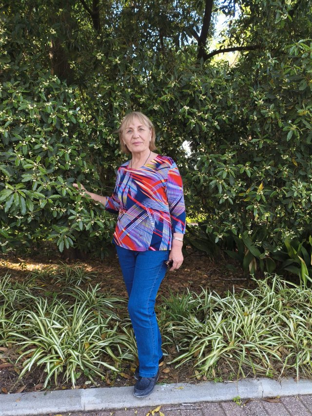 נדינה, 74, רמת גן - "date50plus"