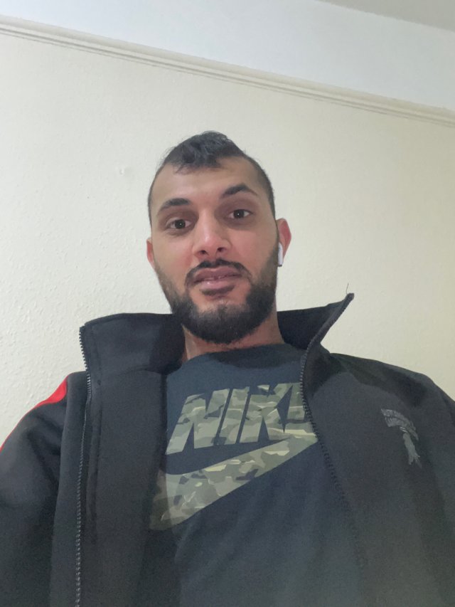 Hussein, 32, لندن - "Ahlam"