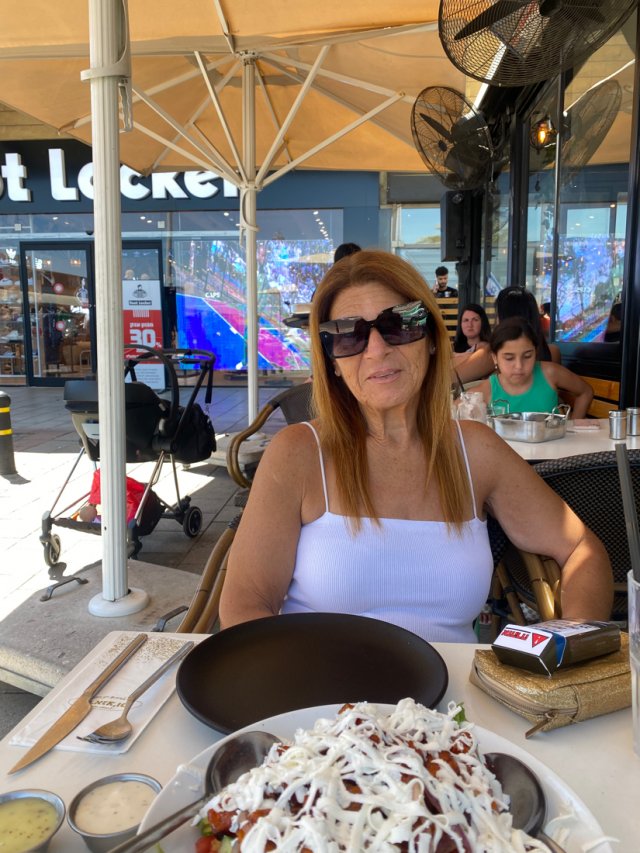 שרה, 60, אשדוד - "date50plus"