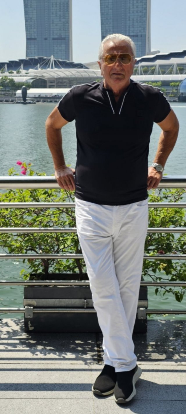 Vik, 59, Лос-Анджелес - "RusDate.us"