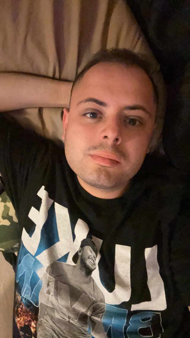Arthur, 29, Santa Fe - "GayFriendly"