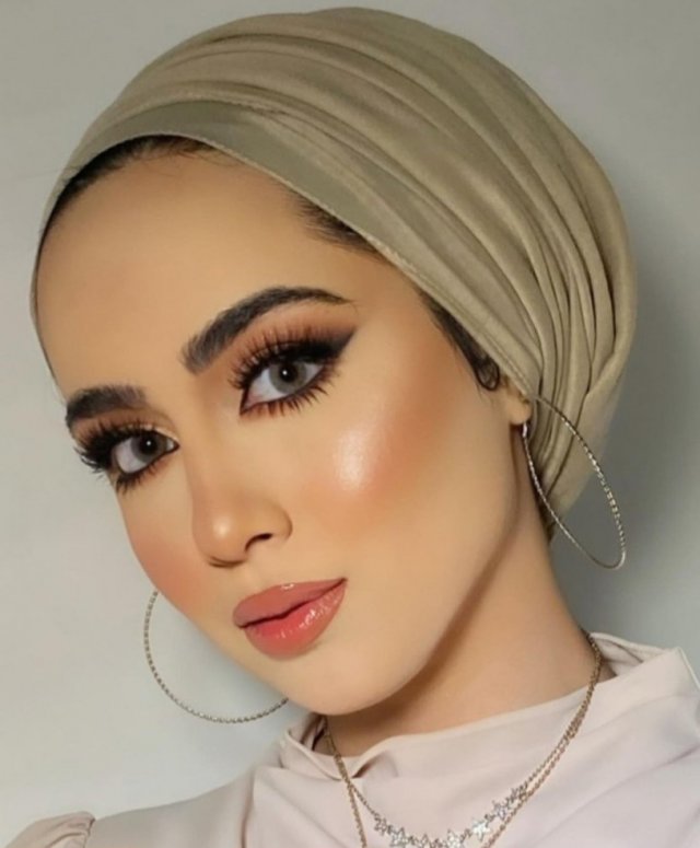 Hana, 35, الرملة - "Ahlam"