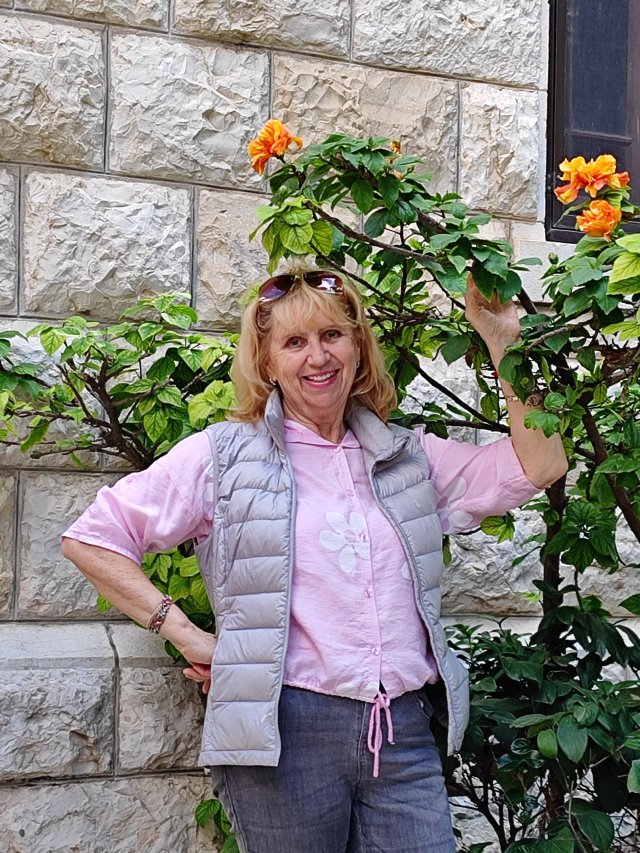 Julia, 74, חיפה - "date50plus"