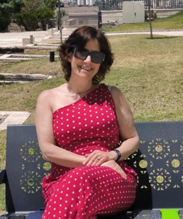 איריס, 58, נוף הגליל - "date50plus"