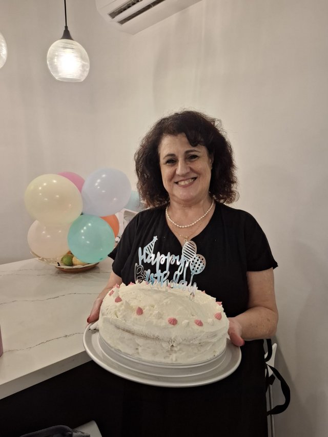 ירדנה, 70, תל אביב - "date50plus"