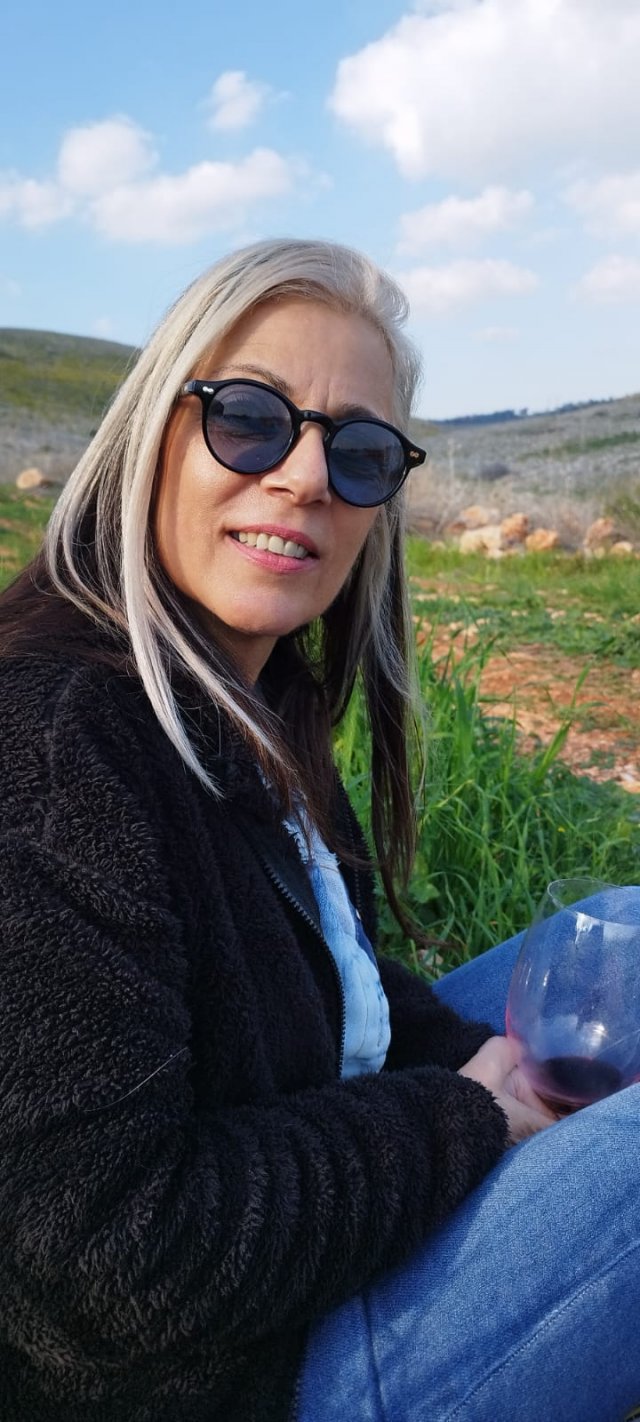 ענת, 60, רחובות - "date50plus"