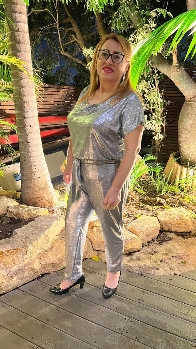 ציפי, 61, תל אביב - "date50plus"