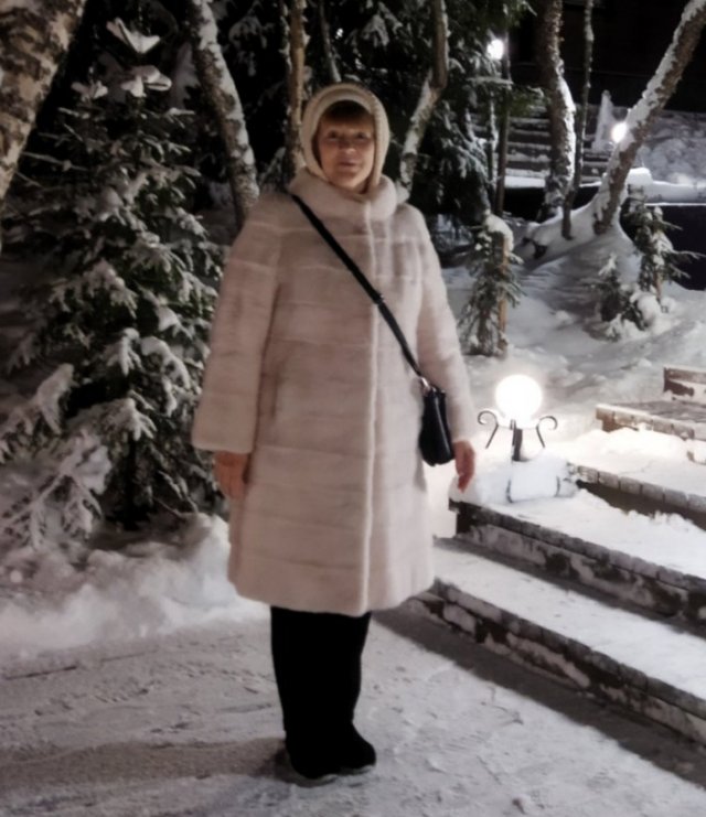 Наталья, 71, Нейплс - "RusDate.us"