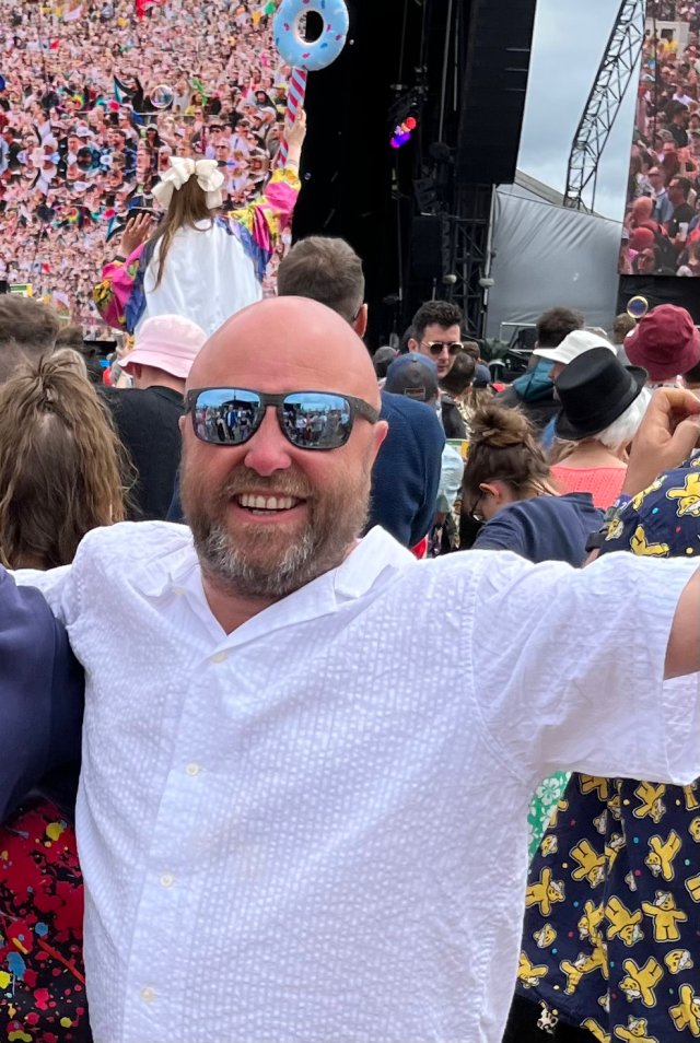 Mark, 47, Raleigh - "GayFriendly"