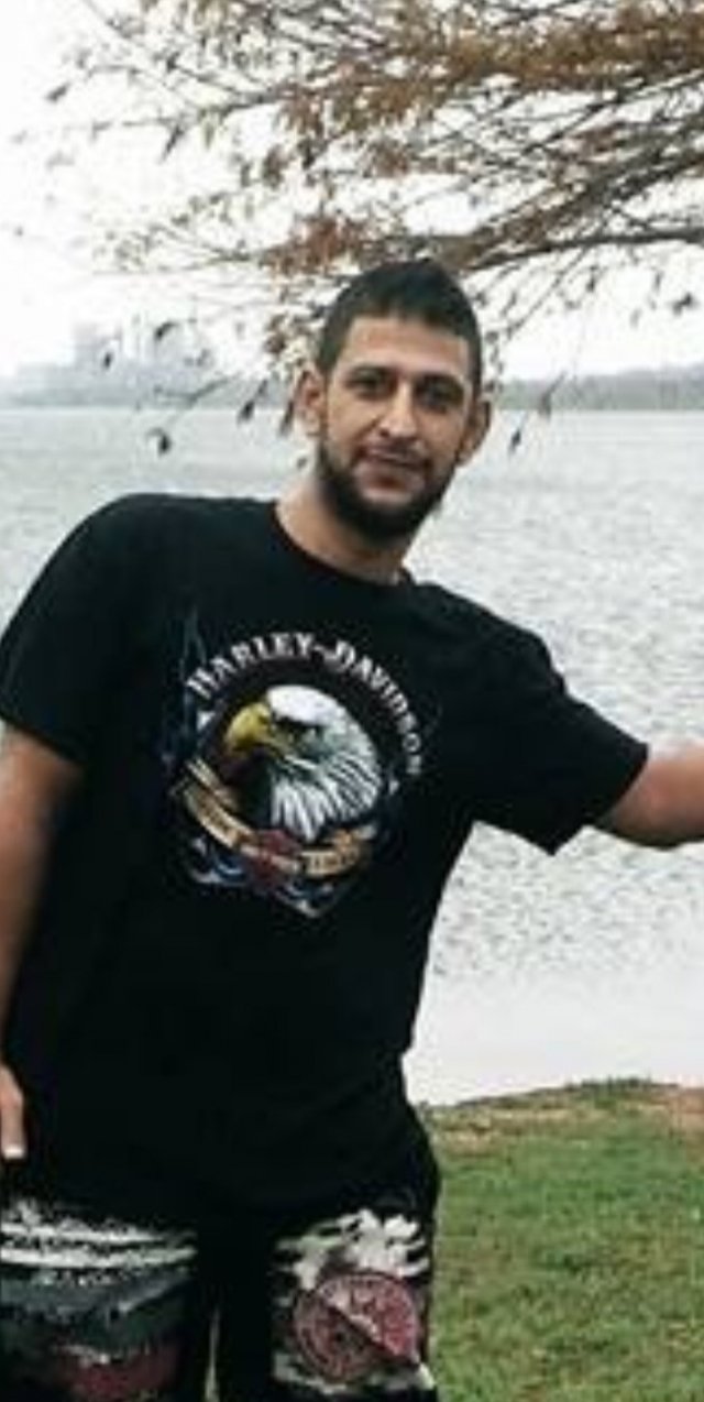 Ehsan, 46, كليفلاند - "Ahlam"