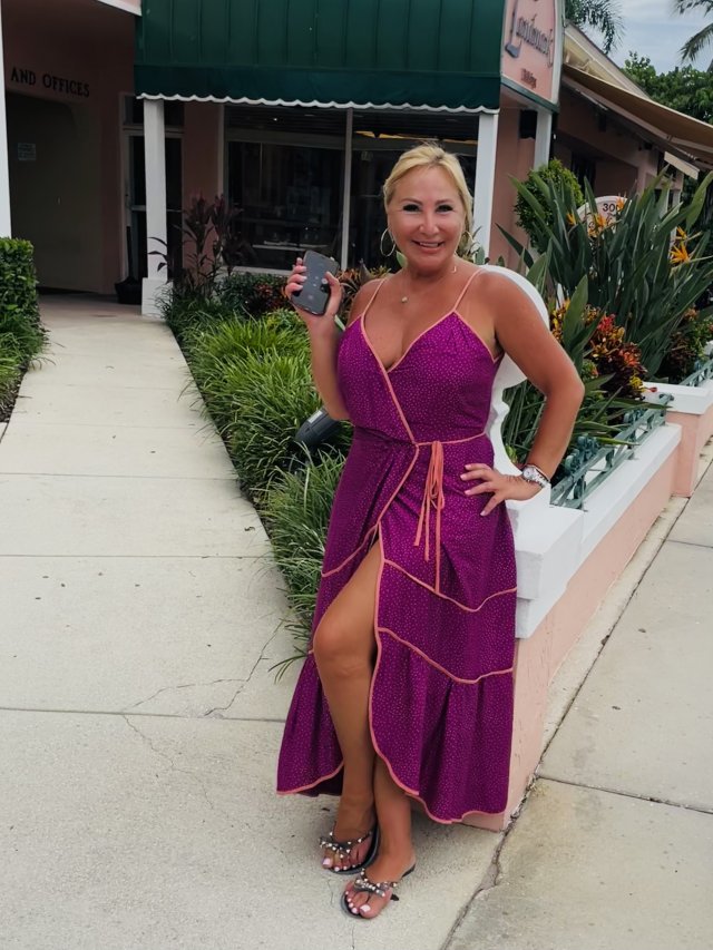 Larisa , 54, Englewood - "דייטלאנד"