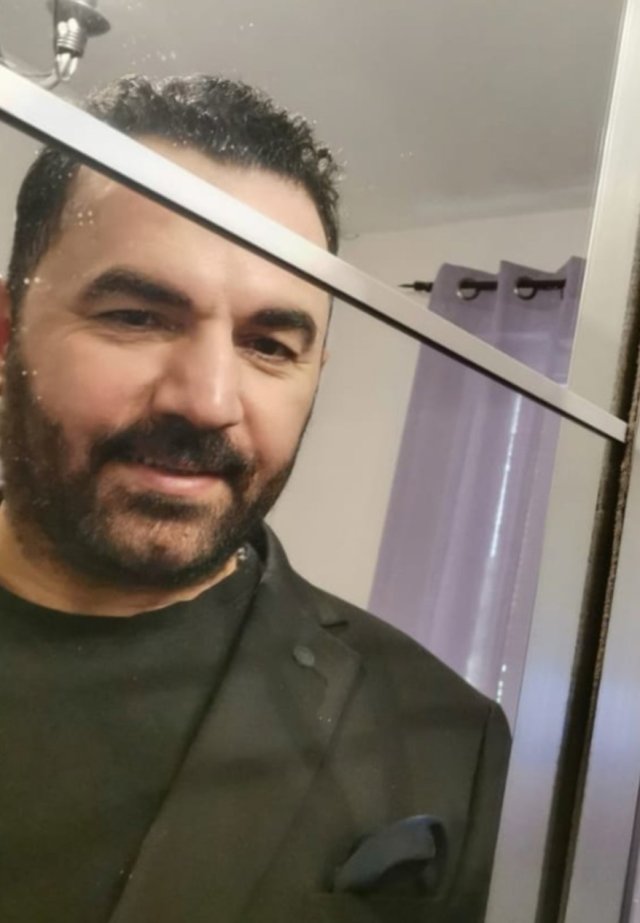 Zyad, 43, داندريد - "Ahlam"