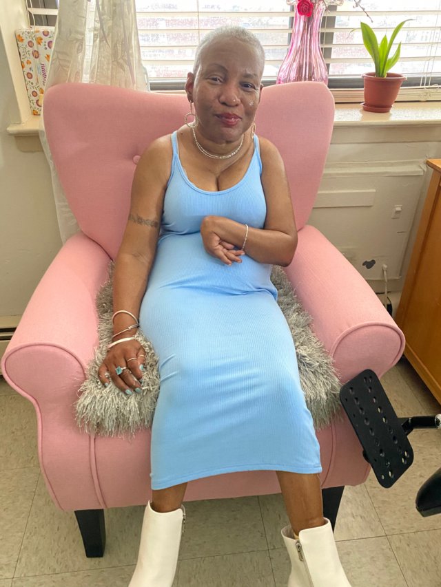 Diana, 65, بروكلين - "Ahlam"